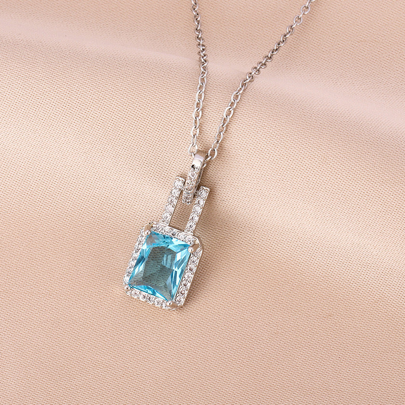 Enchanted Hour Necklace – Jewelsmars