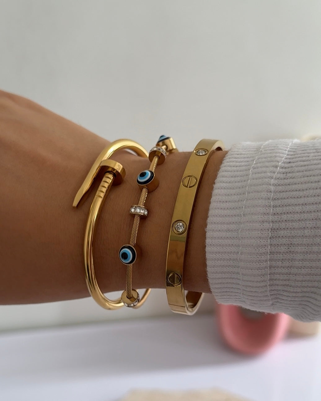 Bracelets – Jewelsmars