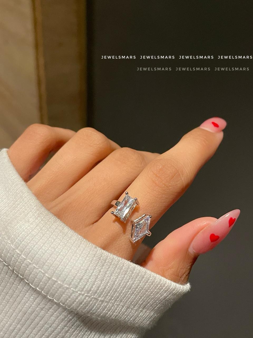 Kylie AD Mismatch Ring – Jewelsmars